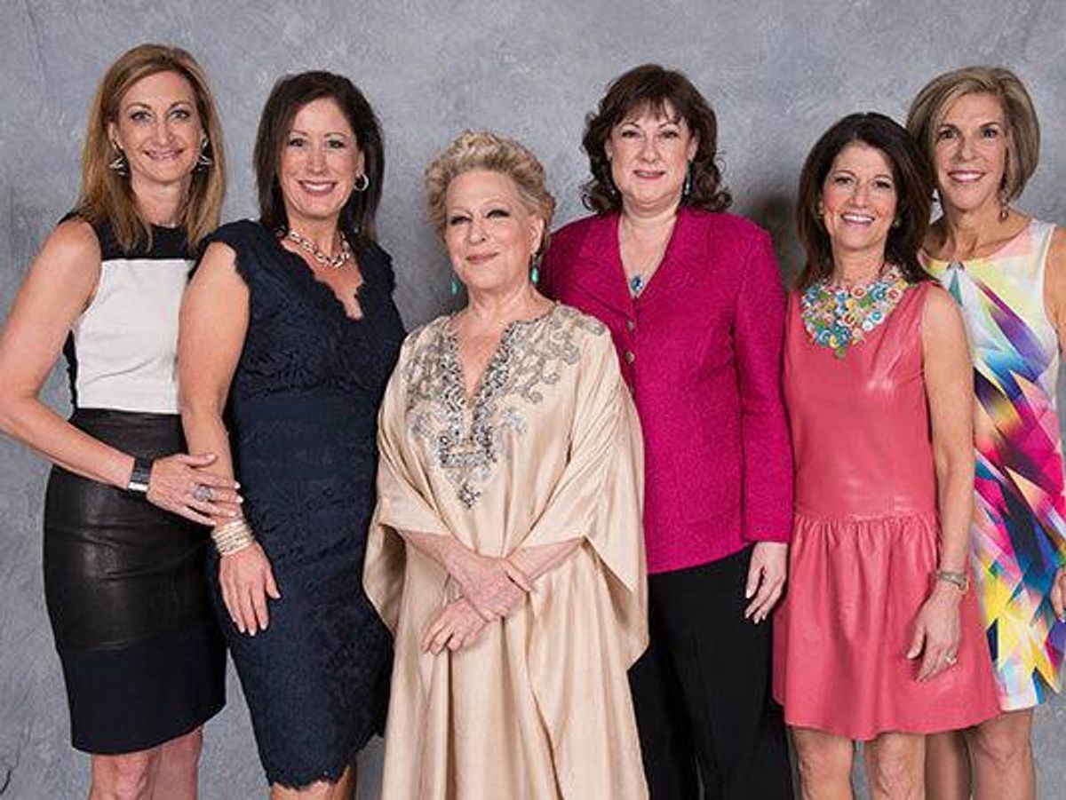 Beth Konig, Sheryl Pidgeon, Bette Midler, Cindy Ray Yablonsky, Laurie Platt, Linda Garner ...