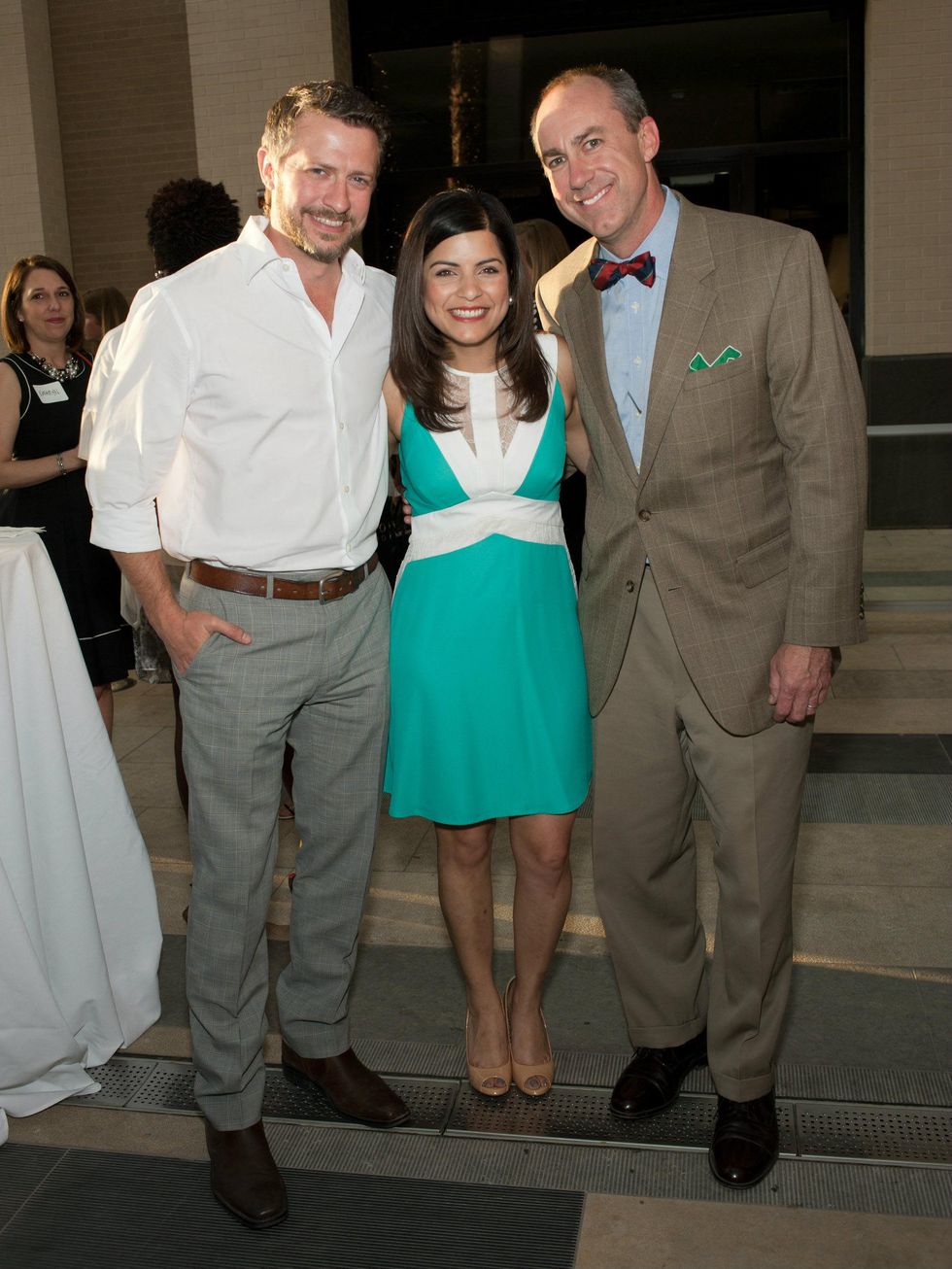 Family Place fans flit around Galleria Dallas for Partners Card party ...