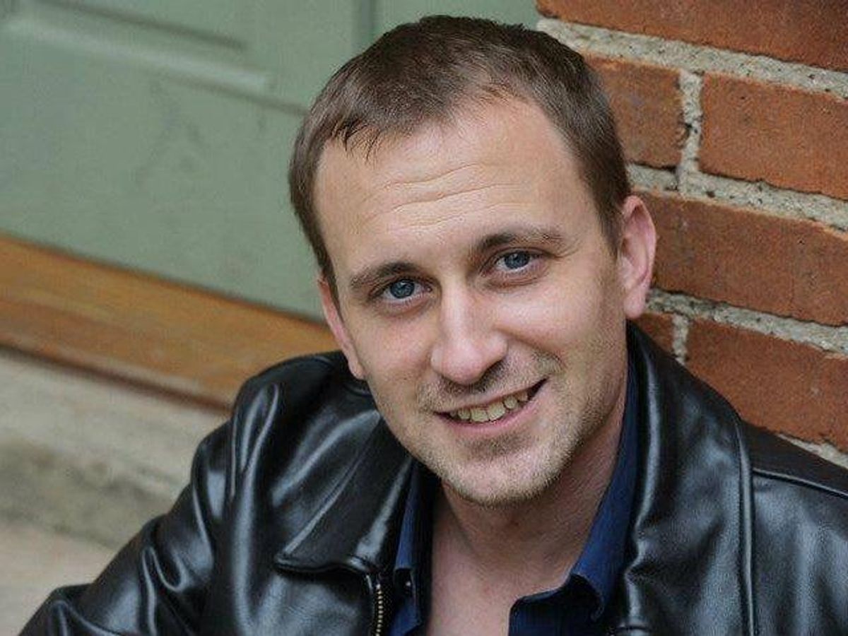 This the man who gave us Daffodil Girls. Thank you, Jeff Swearingen ...