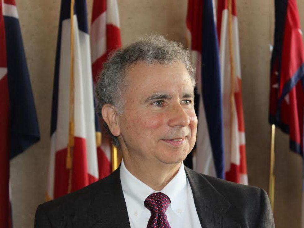 A.C. Gonzalez unanimously selected as new Dallas city manager ...