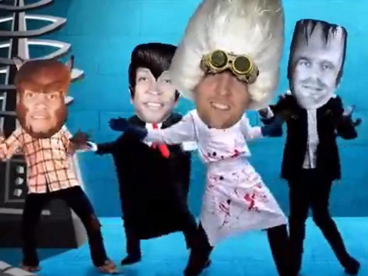 Dirk Nowitzki and other Dallas Mavericks players get in the Halloween ...