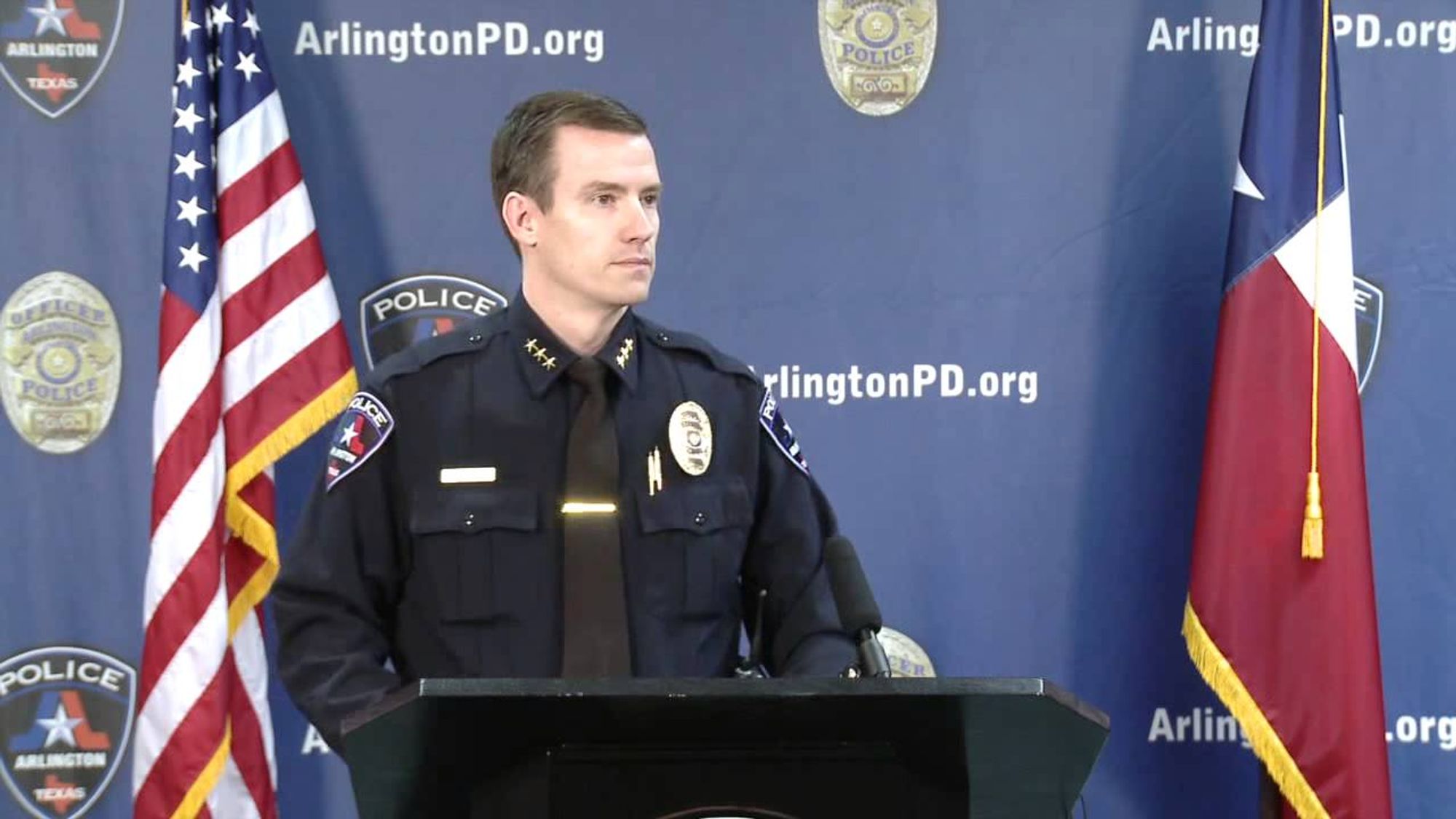 Arlington police chief fires veteran officer accused of drug dealing ...