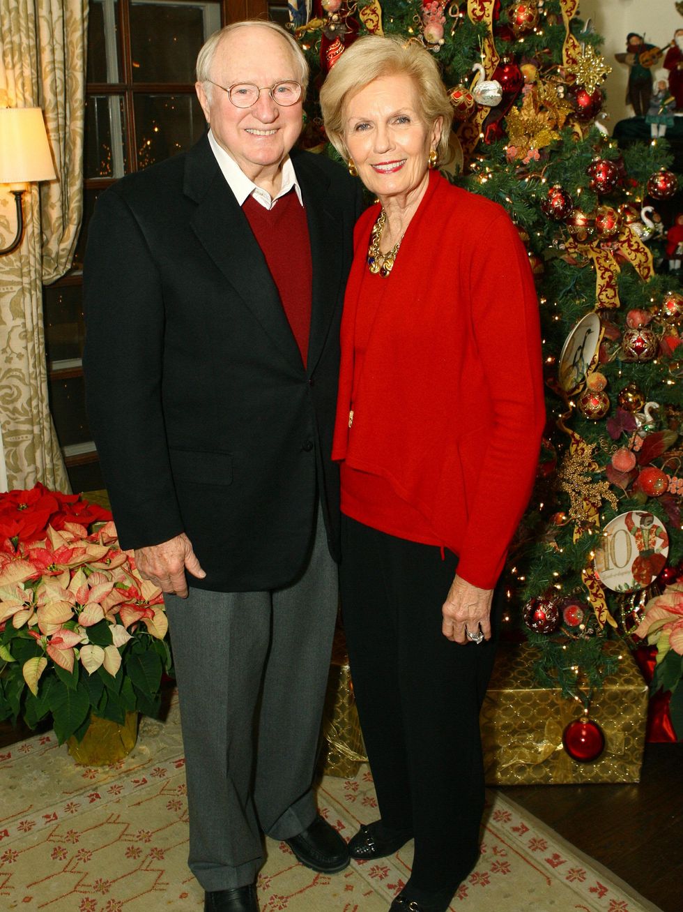 Dallas Arboretum friends have 12 times the fun at this year's holiday ...