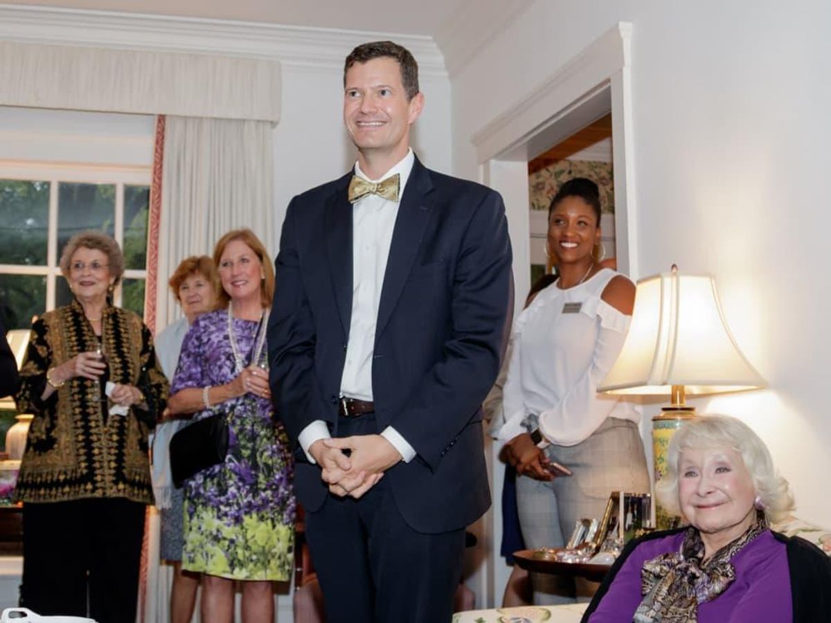 Ian Derrer is formally introduced to patrons. - CultureMap Dallas