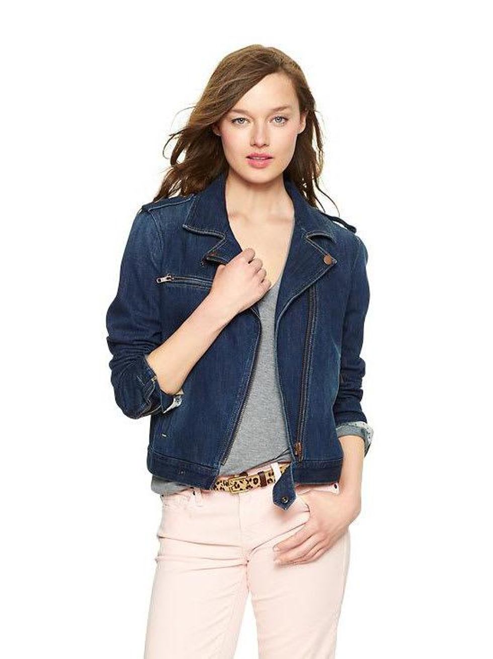 10 on-trend denim jackets to transition your summer wardrobe into fall ...