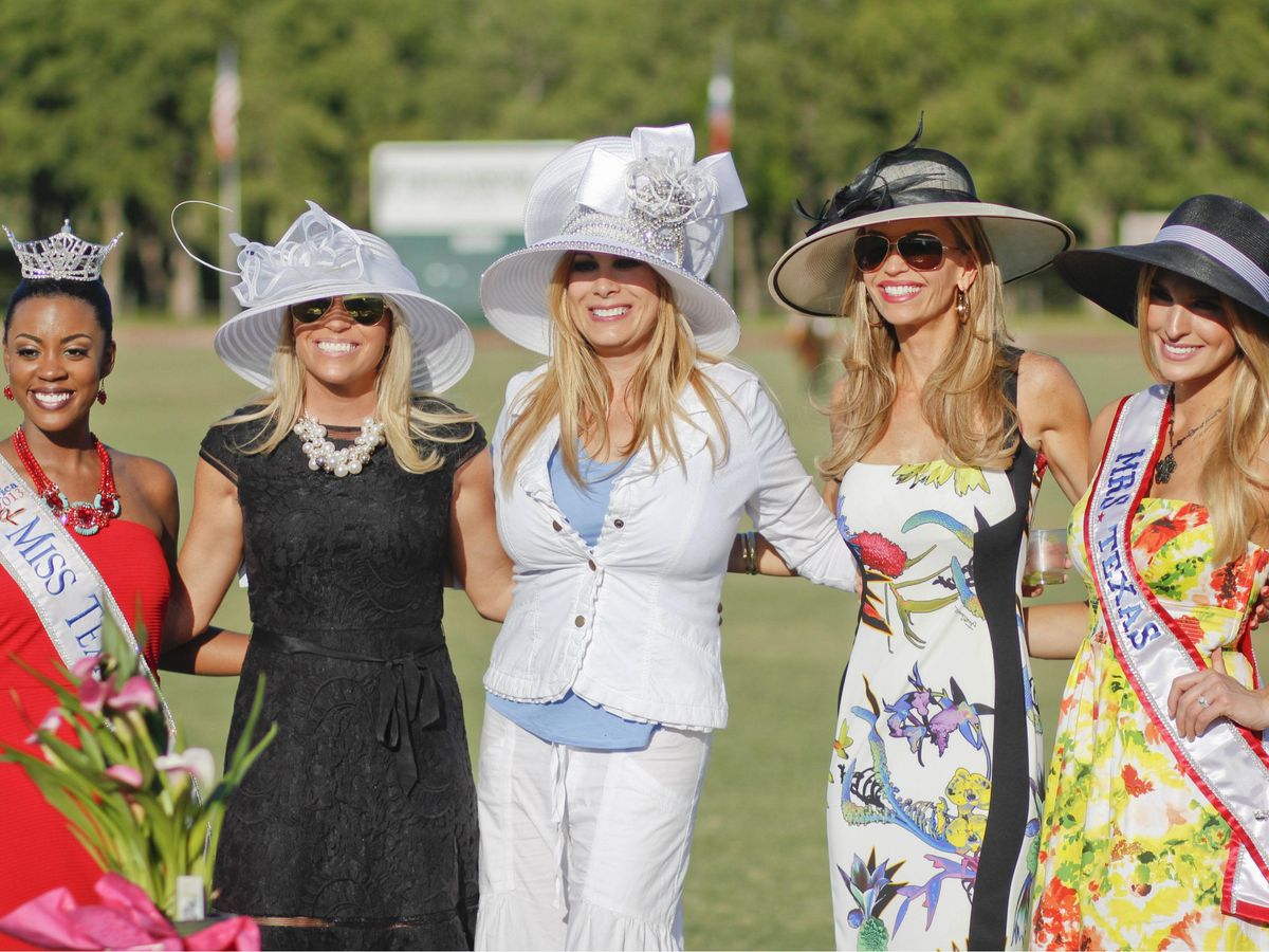 Ivana Hall, Leslie Brown, Dena Miller, Laurie Graham, Whitney Beseda ...