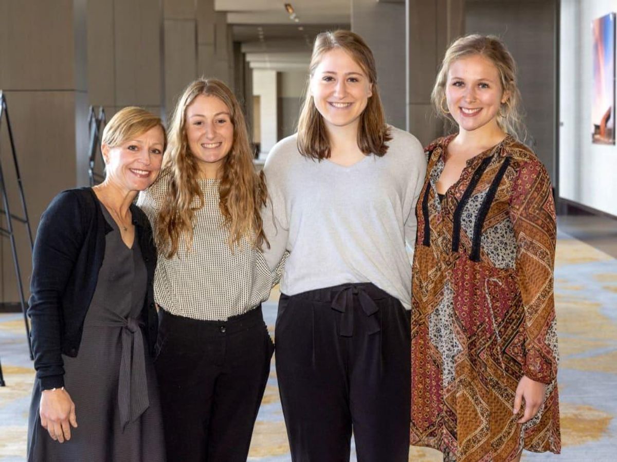 Lea McCracken, Miranda Sullivan, Grace Koch, Addison Gardner ...