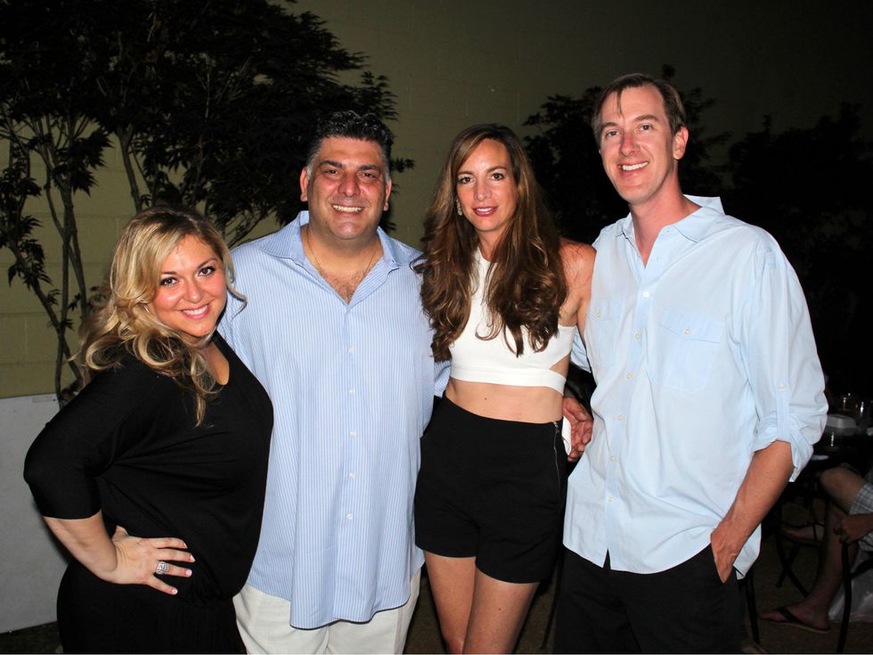 Ivy Tavern opens in true Dallas fashion with rockin' patio party ...