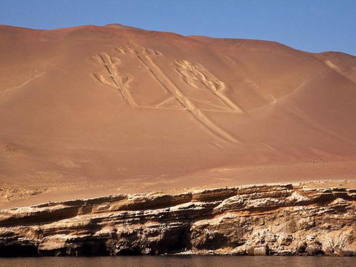 The Paracas culture posted messages on mountaintops to show people how ...