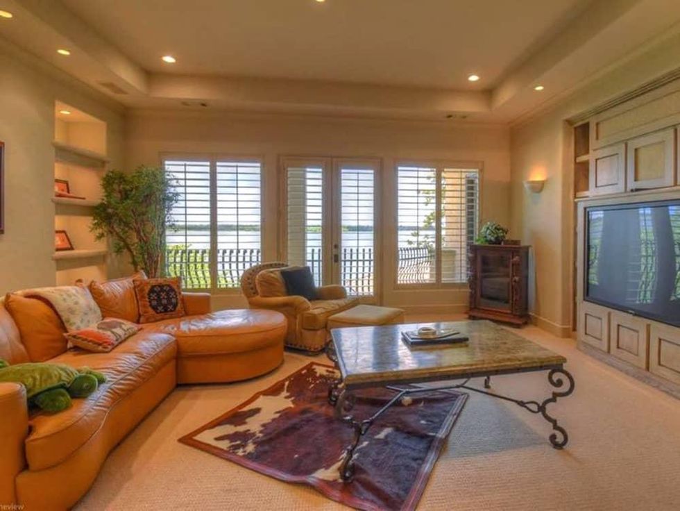 Rex Tillerson lists luxury Hill Country vacation home for just under $4 ...