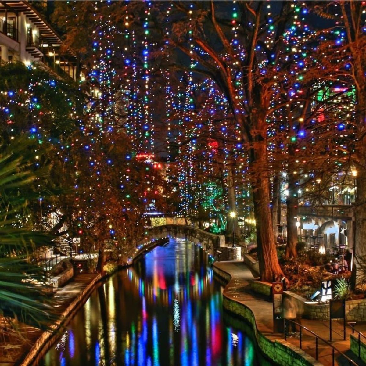 The River Walk turns into a sparkling wonderland this time of year ...