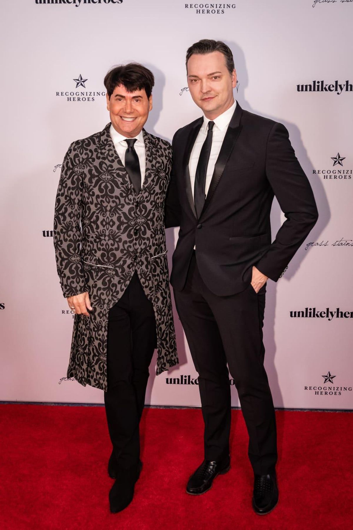 Steve Kemble (left, with Chad Collom) will host the Toast to Life event ...