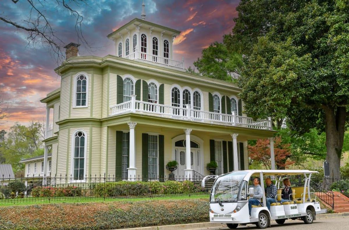 As the Bed and Breakfast Capital of Texas, Jefferson has a number of ...