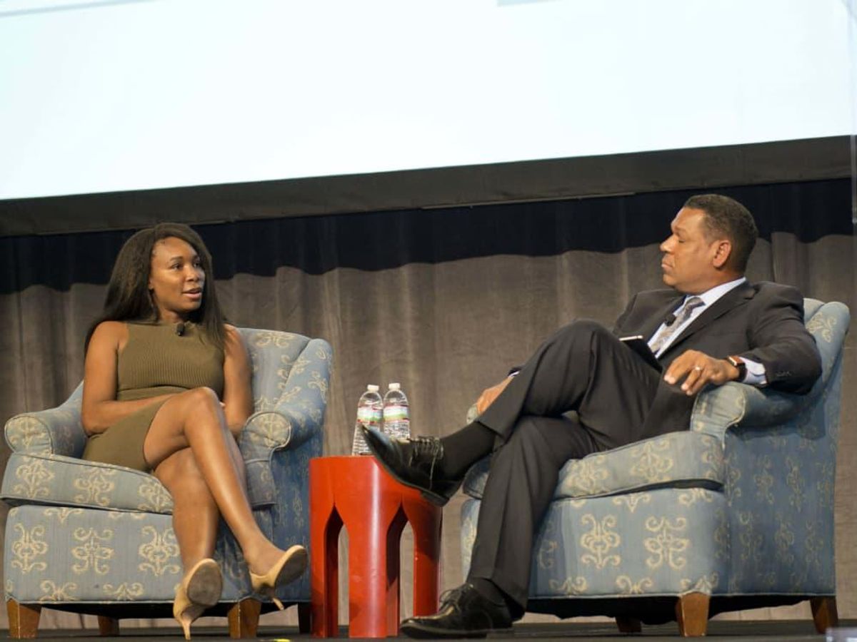 Venus Williams talks with WFAA sports anchor Joe Trahan at Junior ...